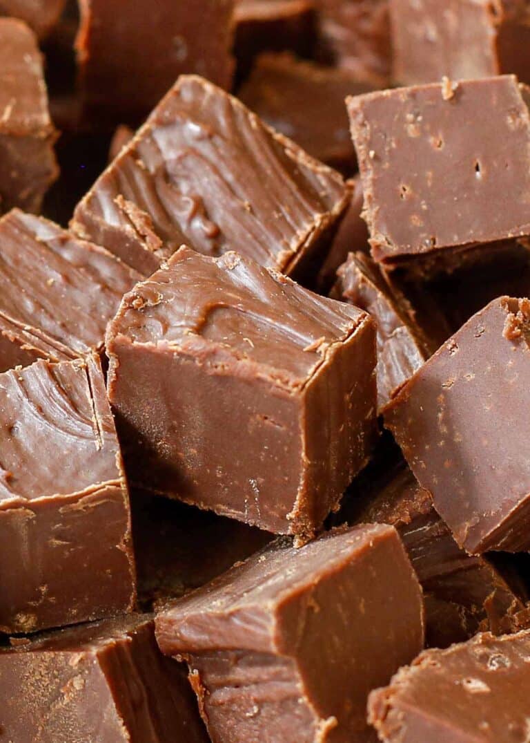 Easy Chocolate Peanut Butter Fudge