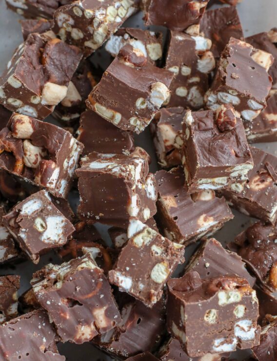 You need to try this Oreo Fudge! - Barefeet In The Kitchen