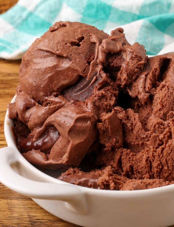 How To Make Ice Cream Without A Machine - Barefeet in the Kitchen